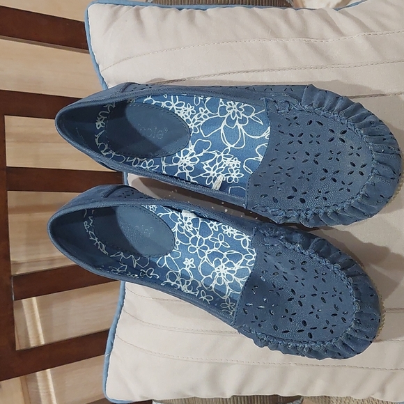 Nicole | Shoes | Nicole Laser Cut Blue Loafers | Poshmark